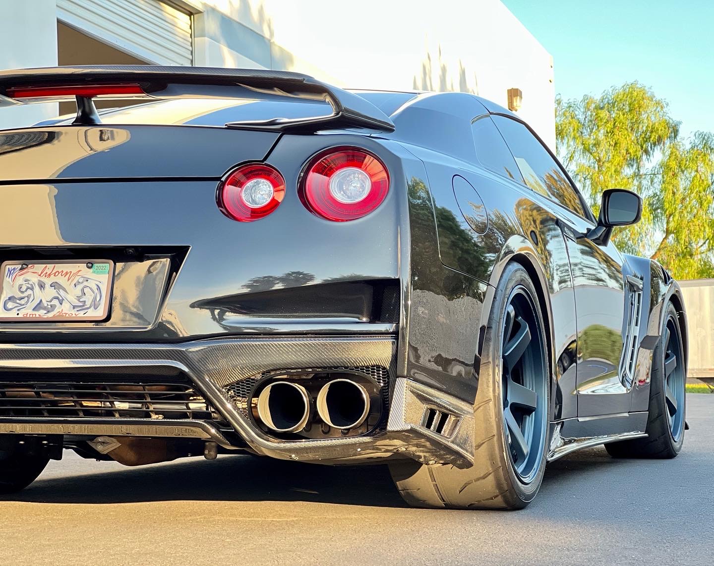 N-Tune Spec T Rear Bumper Lower Cover (CF): 2017-2022 Nissan R35 GTR ...